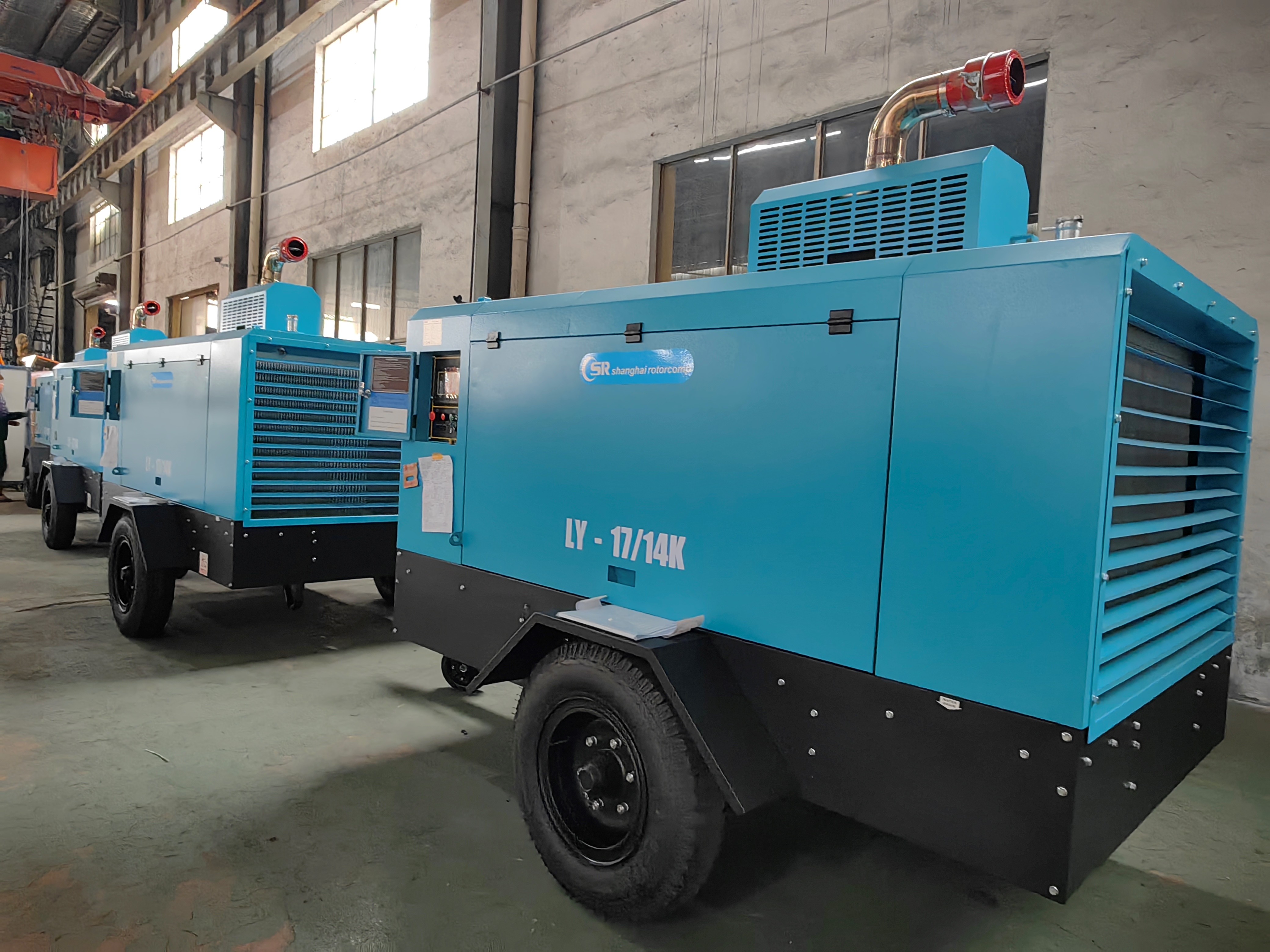 CE/ISO9001 200PSI 150-160HP Diesel Fueled Screw Compressor for ...